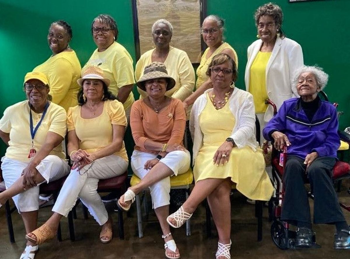 Les Gemmes inducts new officers for 2022-24