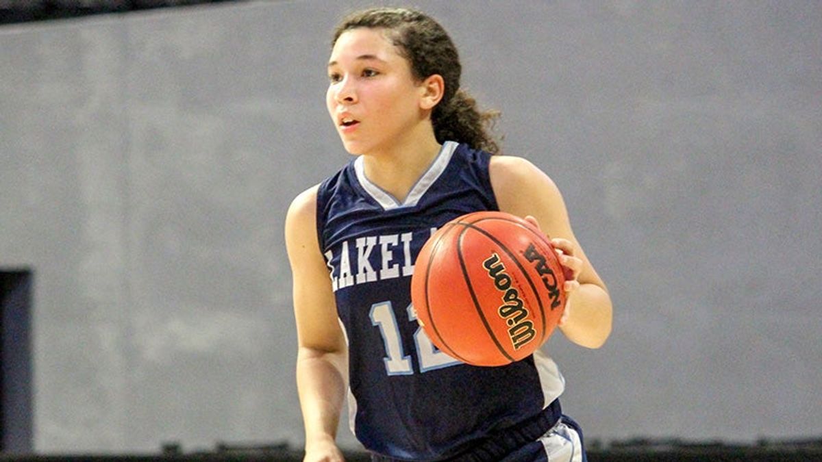 Lakeland girls make history