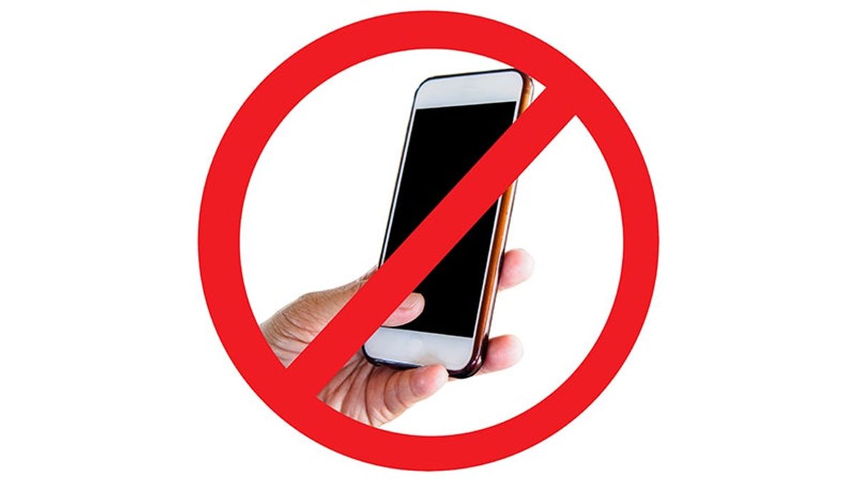 SPS cell phone policy amended to align with law