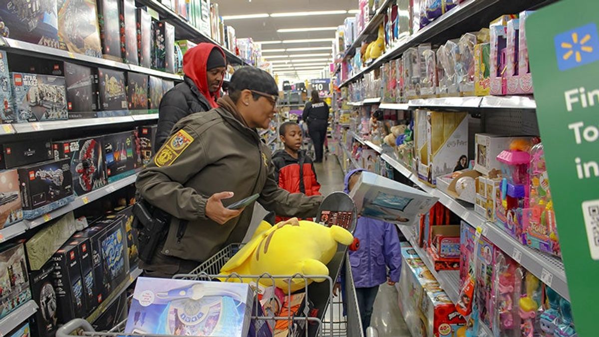 Annual FOP Cops and Kids supports 20 kids