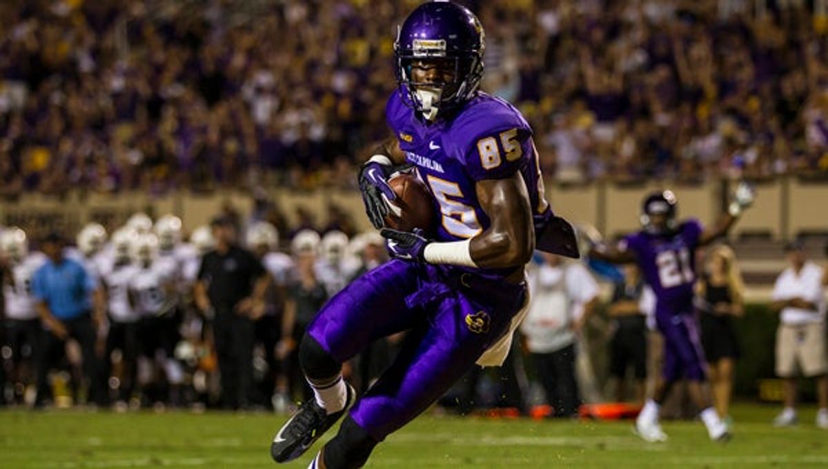 Grayson thrills in college opener
