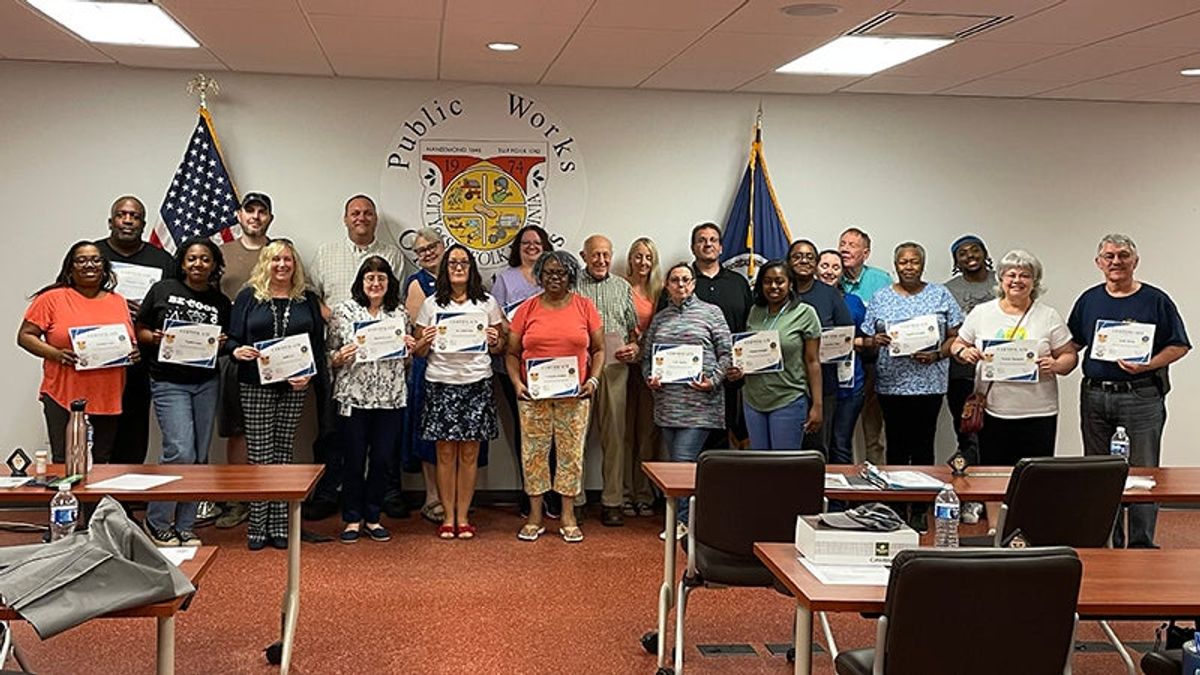 Public Works sees new graduates from Citizens Academy program