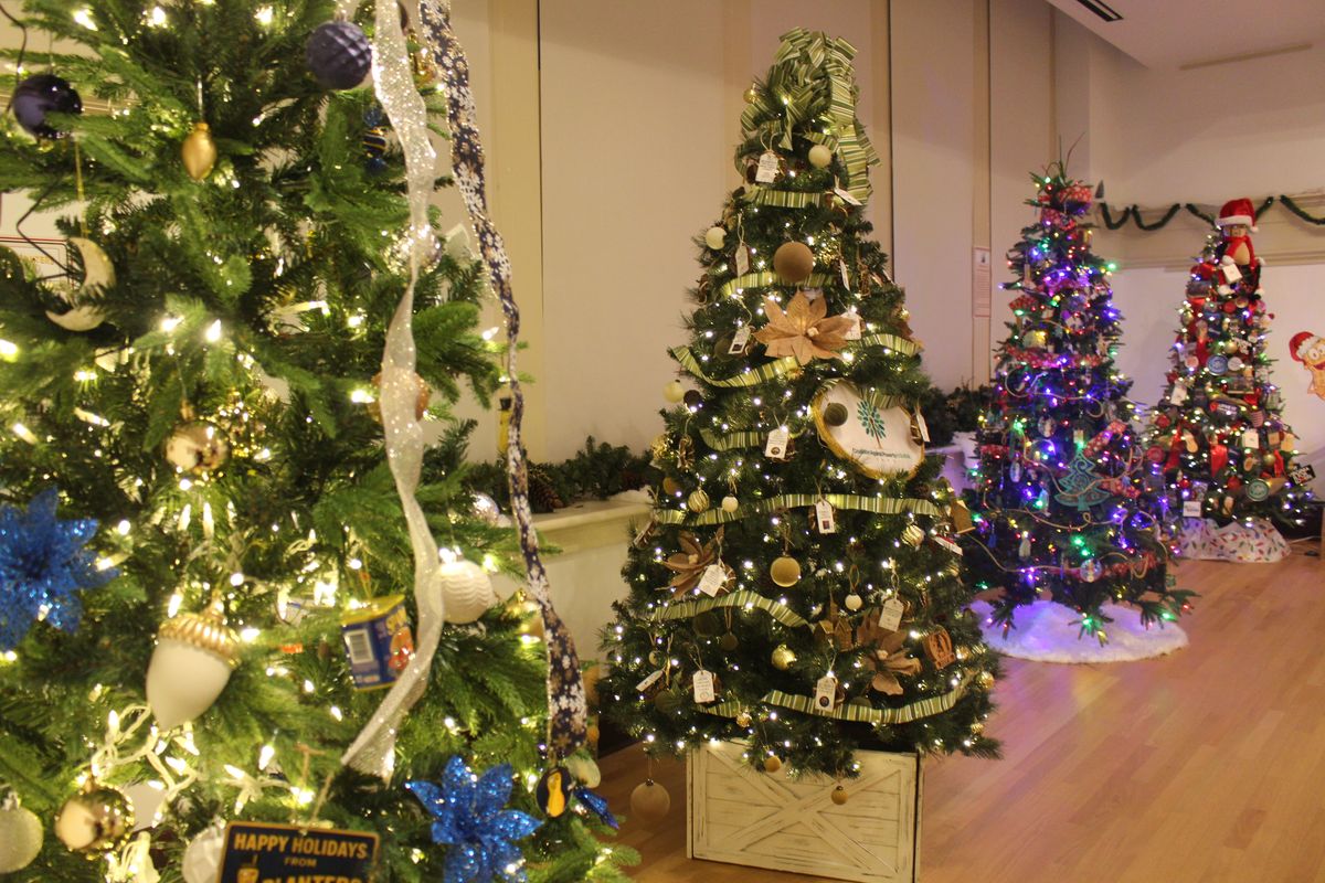 Suffolk Center supports ForKids through Christmas Tree Tour