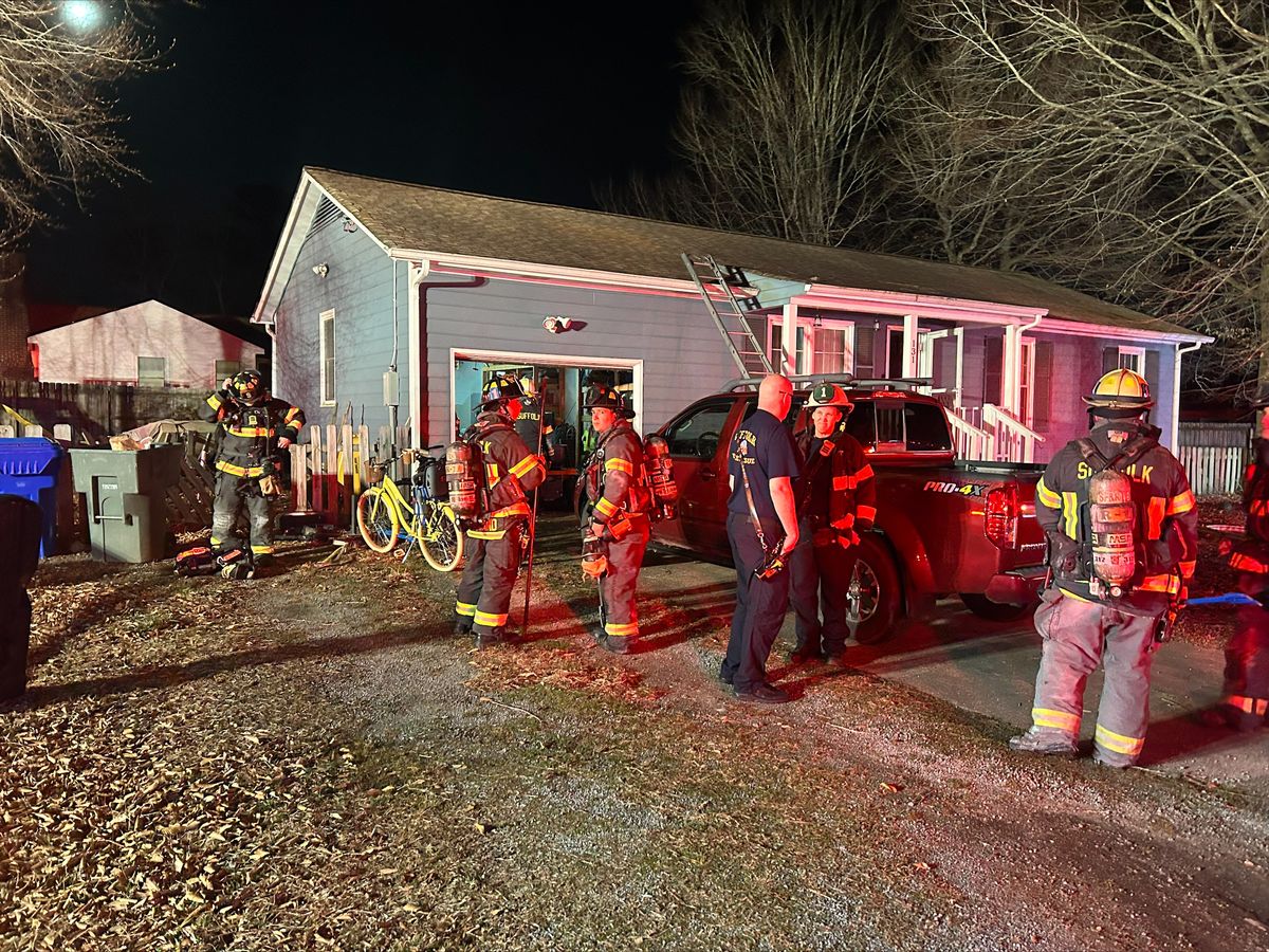 Kingsdale Road fire displaces family of four and two pets