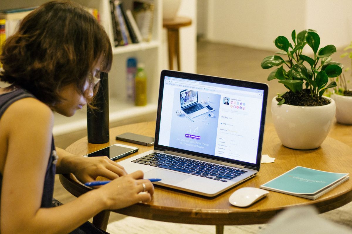 6 Essential Internet Skills Everyone Should Have
