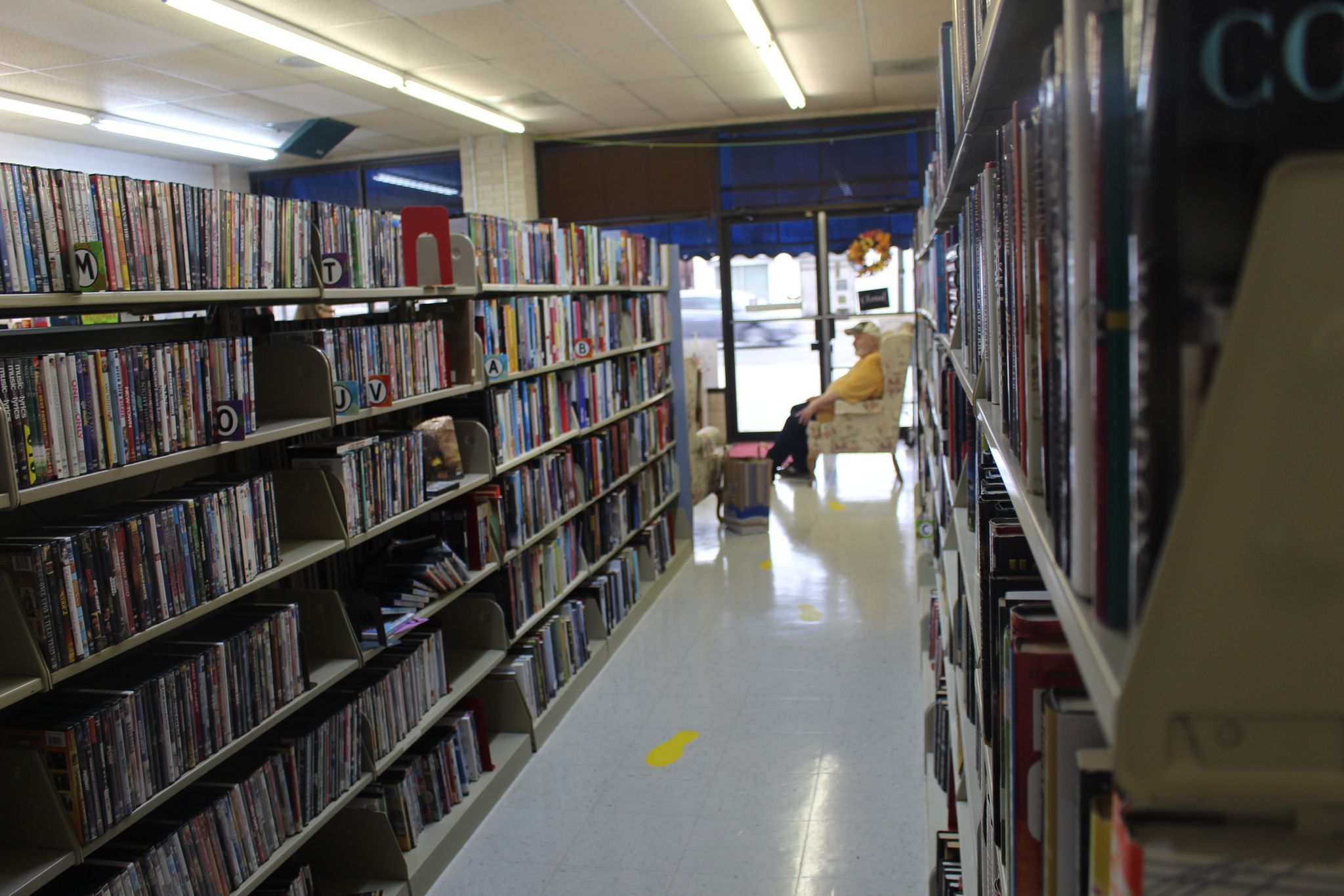 Used bookstore sales benefit Suffolk Public Libraries