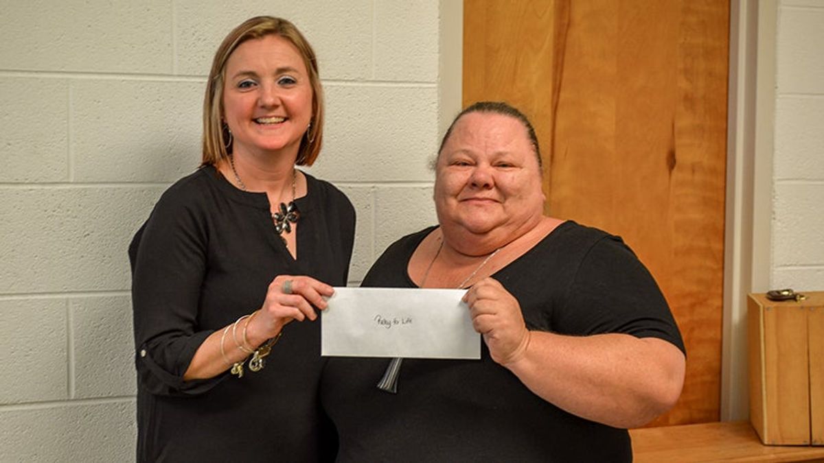 Pilot Club raises money and awareness