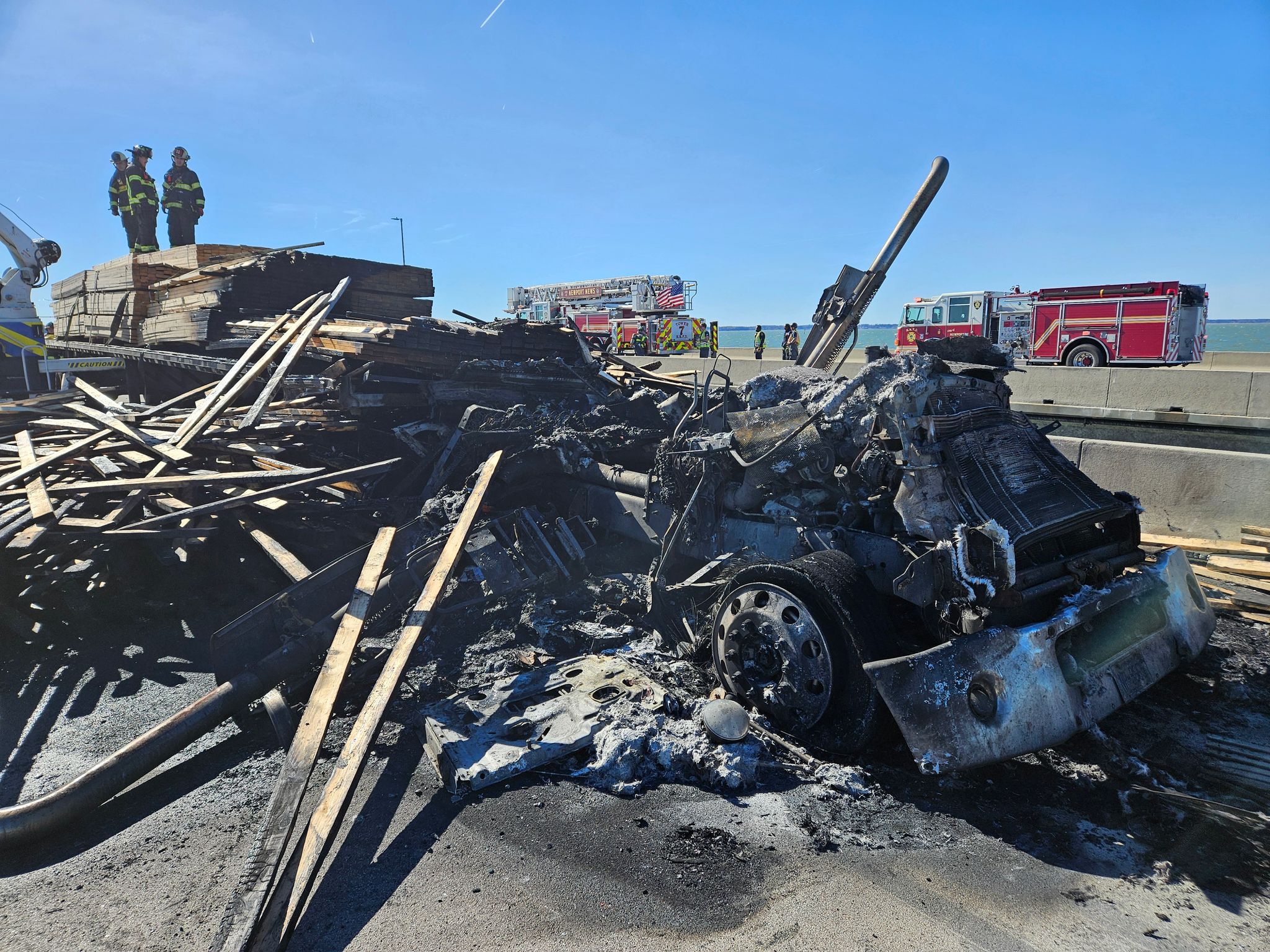 Crash Involving Two Tractor-Trailers Shuts Down Monitor-Merrimack Brid...
