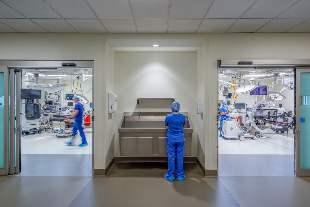 Bon Secours Harbour View Medical Center brings smart hospita...