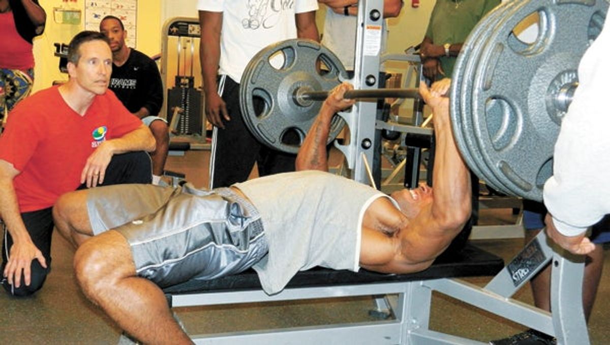Bench pressing on