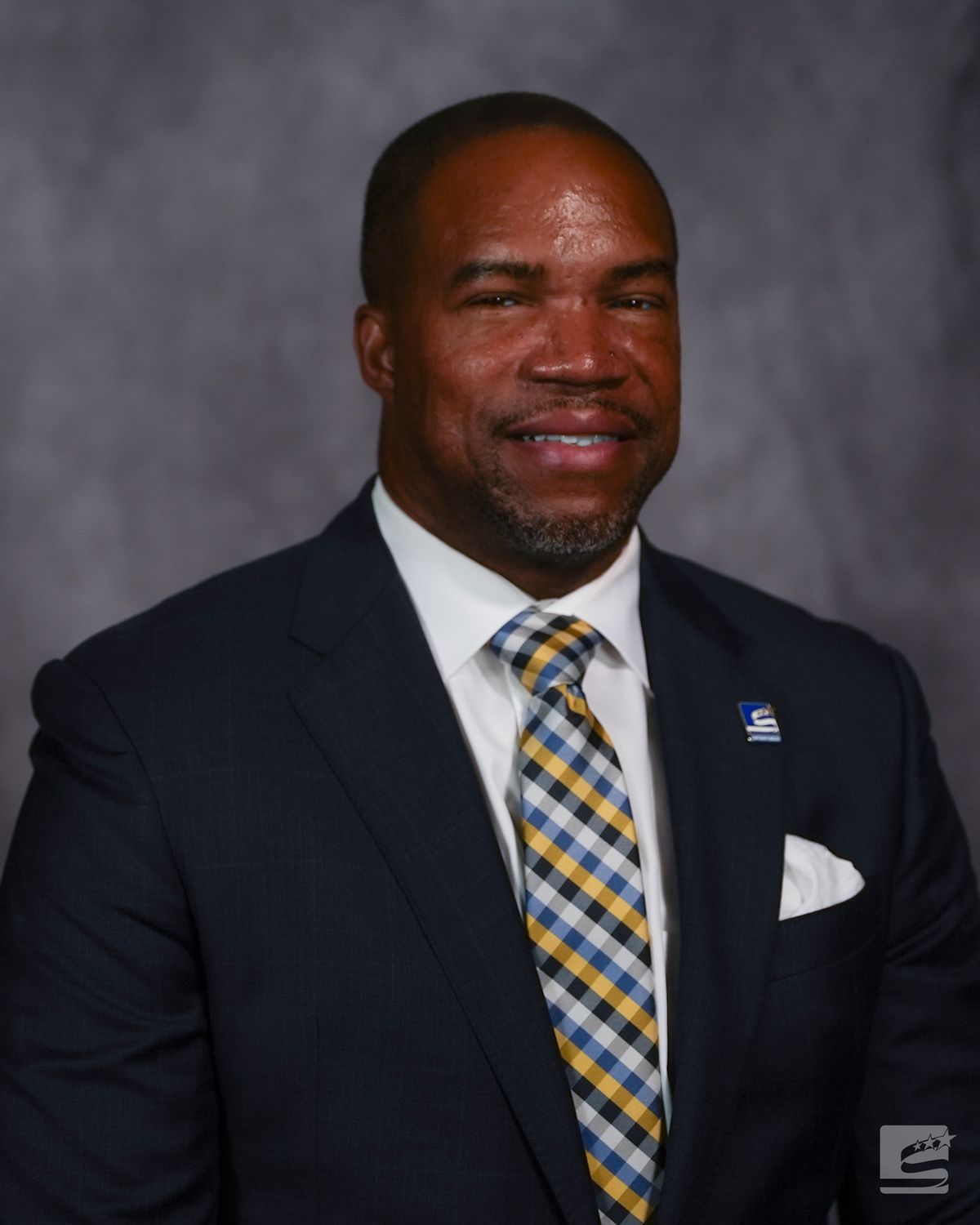 Suffolk superintendent Dr. John B. Gordon III named Region 2 superinte...