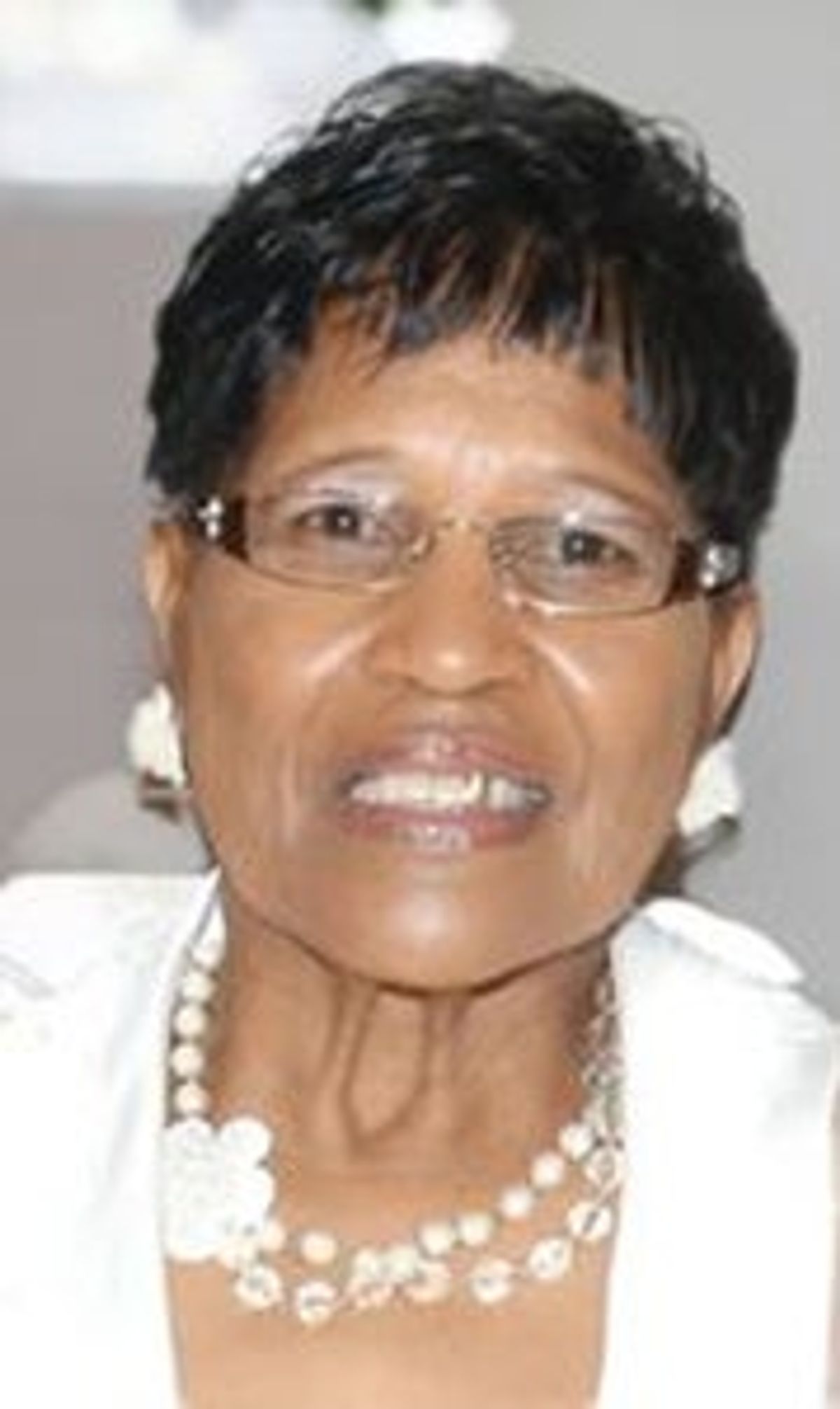 Lorraine Brown Graves