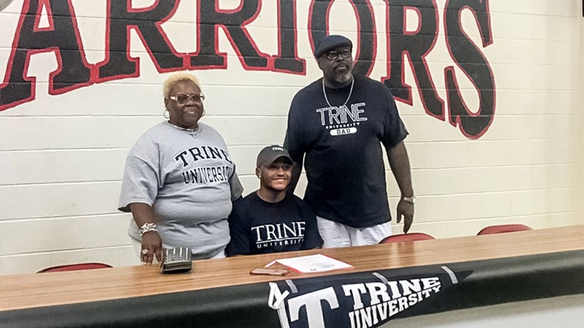 Middleton headed to Trine