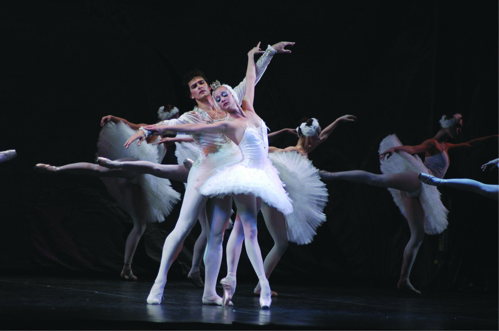 Russian National Ballet Theatre returns to perform Swan Lake