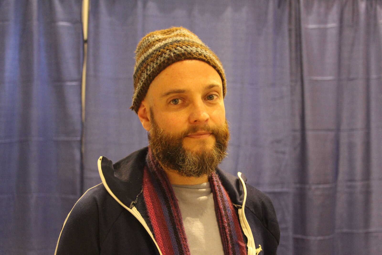 Art instructor gives talk on Young British Artist Movement