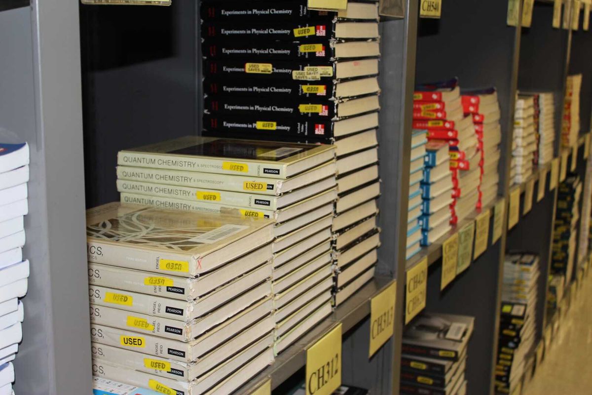 SEMO students grapple with textbook prices and fees