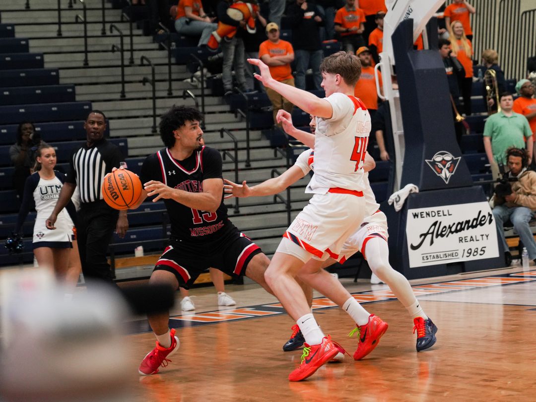 SEMO men’s basketball claims first in OVC after knocking off...
