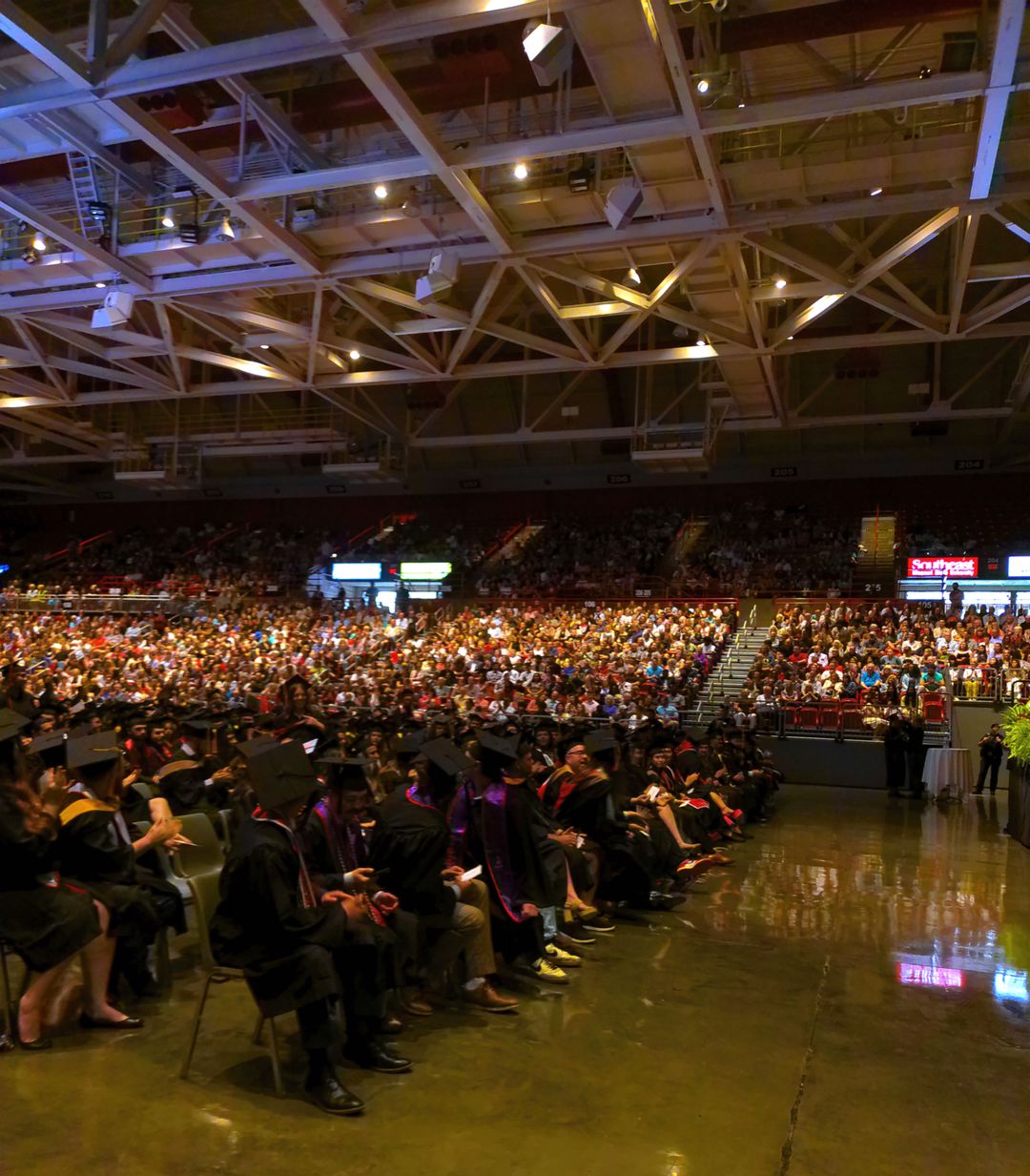 Photo Gallery: SEMO Commencement celebrates Class of 2025 and honors C...