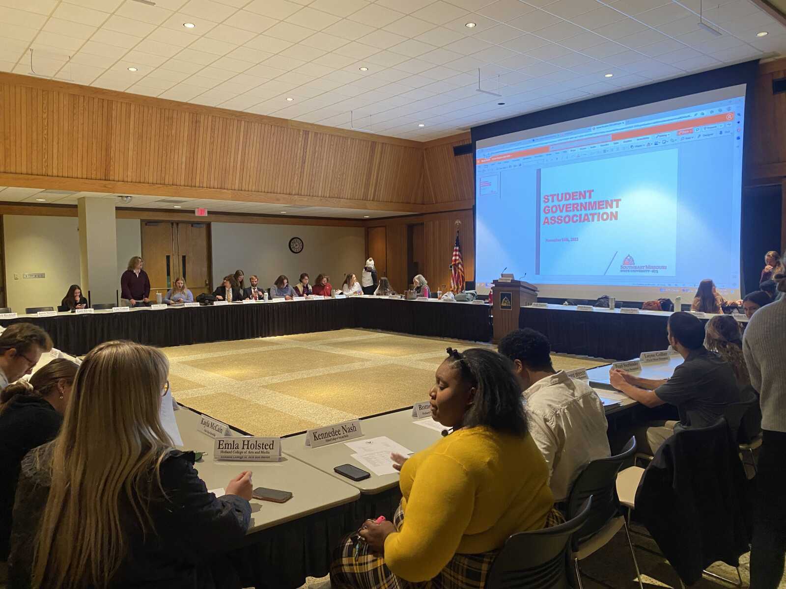 SGA fills new senator position, revises by-laws