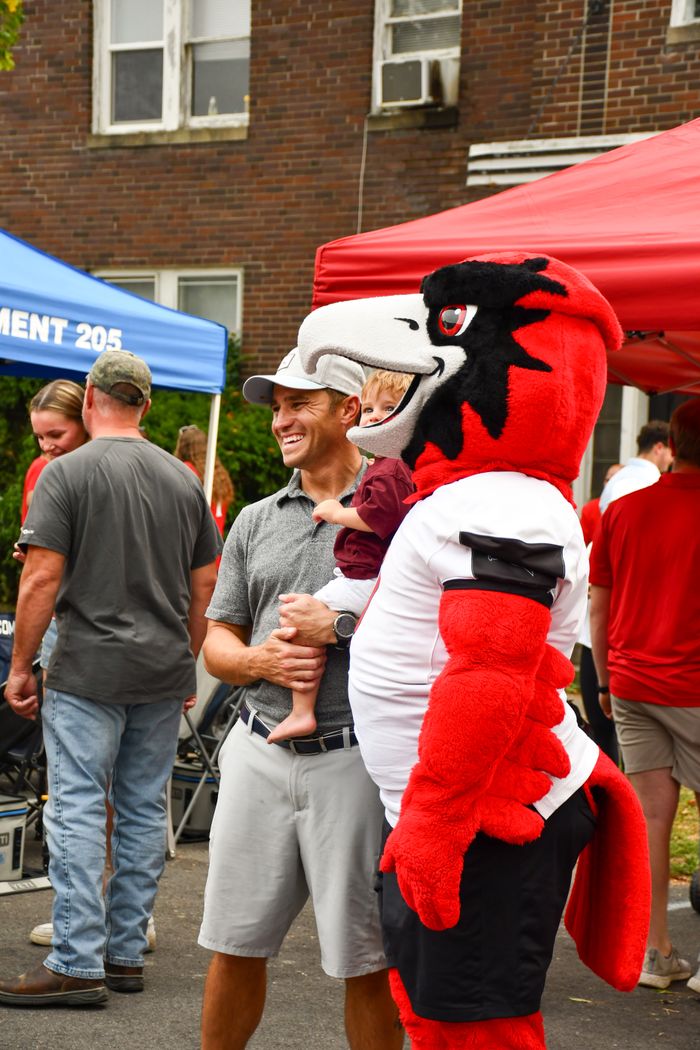 Photo Gallery: War for the Wheel tailgate