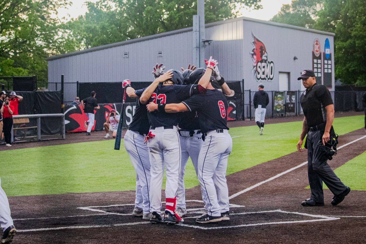 RedHawks baseball cruises by Murray state in 11-3 victory