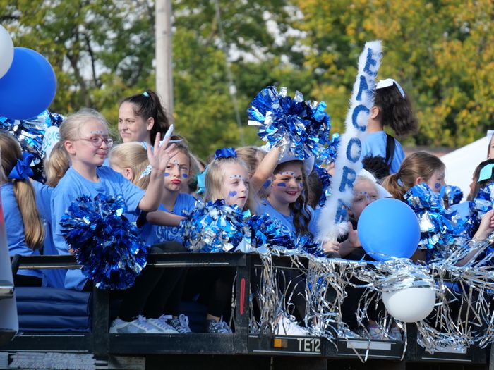 2025 Homecoming Parade marches to start celebration