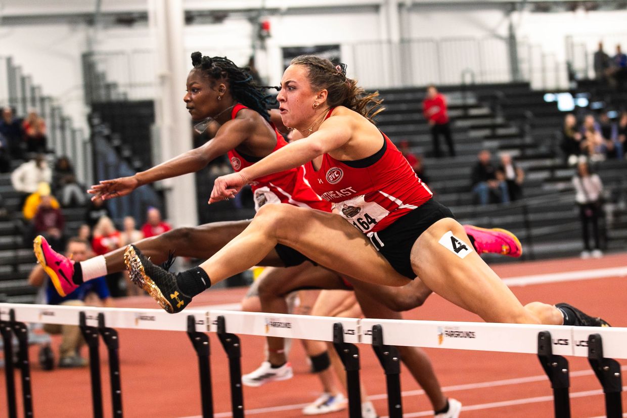 Star sprinter Anna Thomason crowned OVC Female Field Athlete of the Ye...