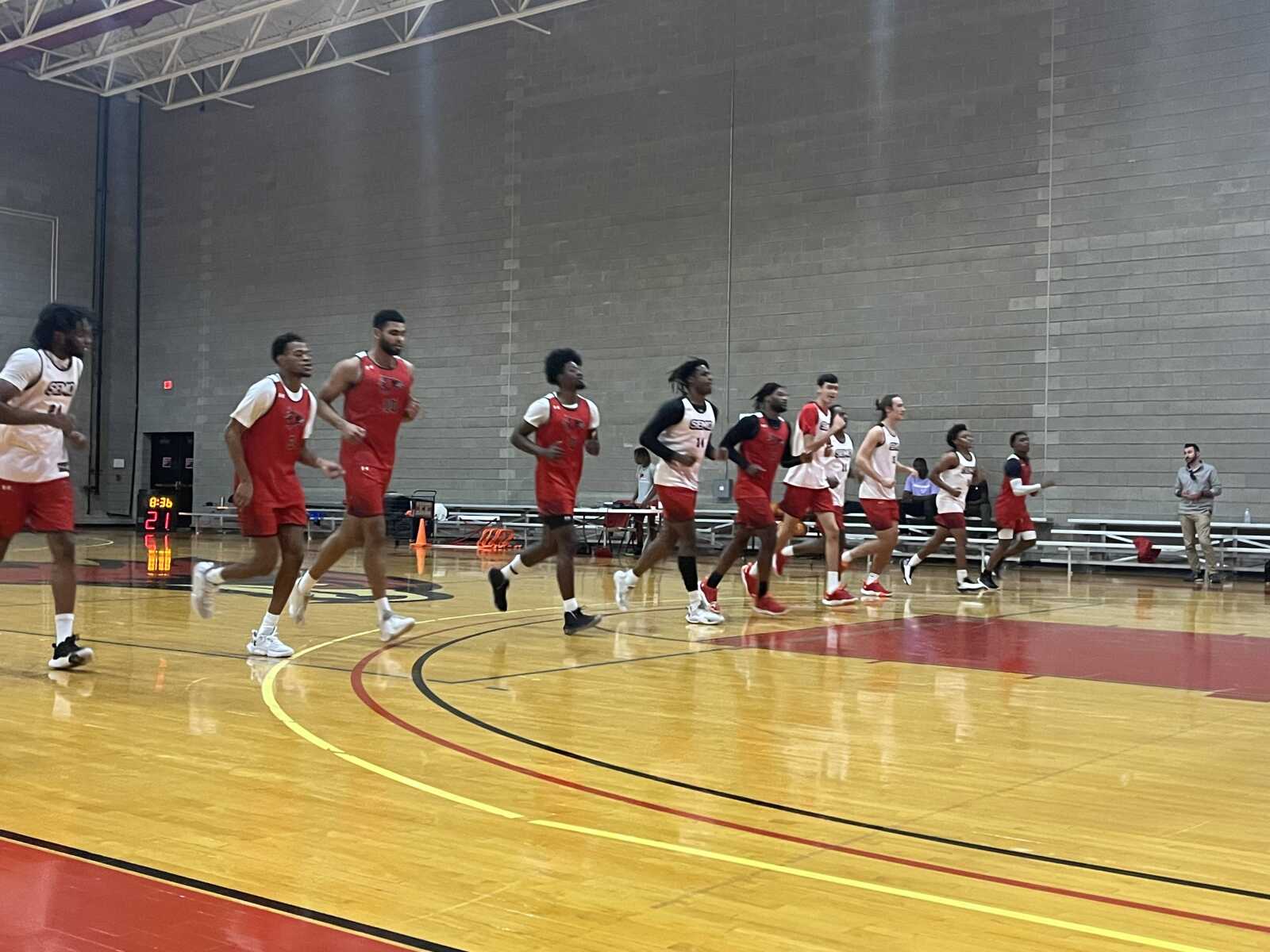 Inside SEMO basketball’s brand new team, brand new conference