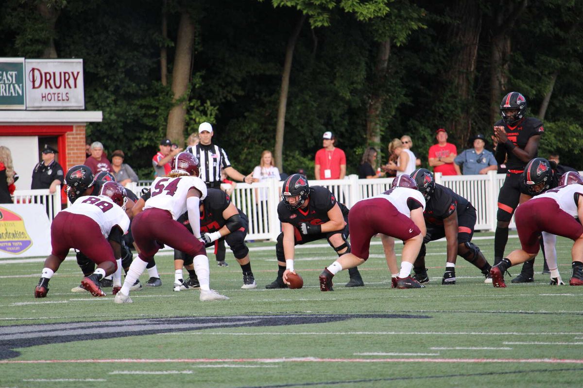 Rosenthall looks to lead Redhawks to successful season