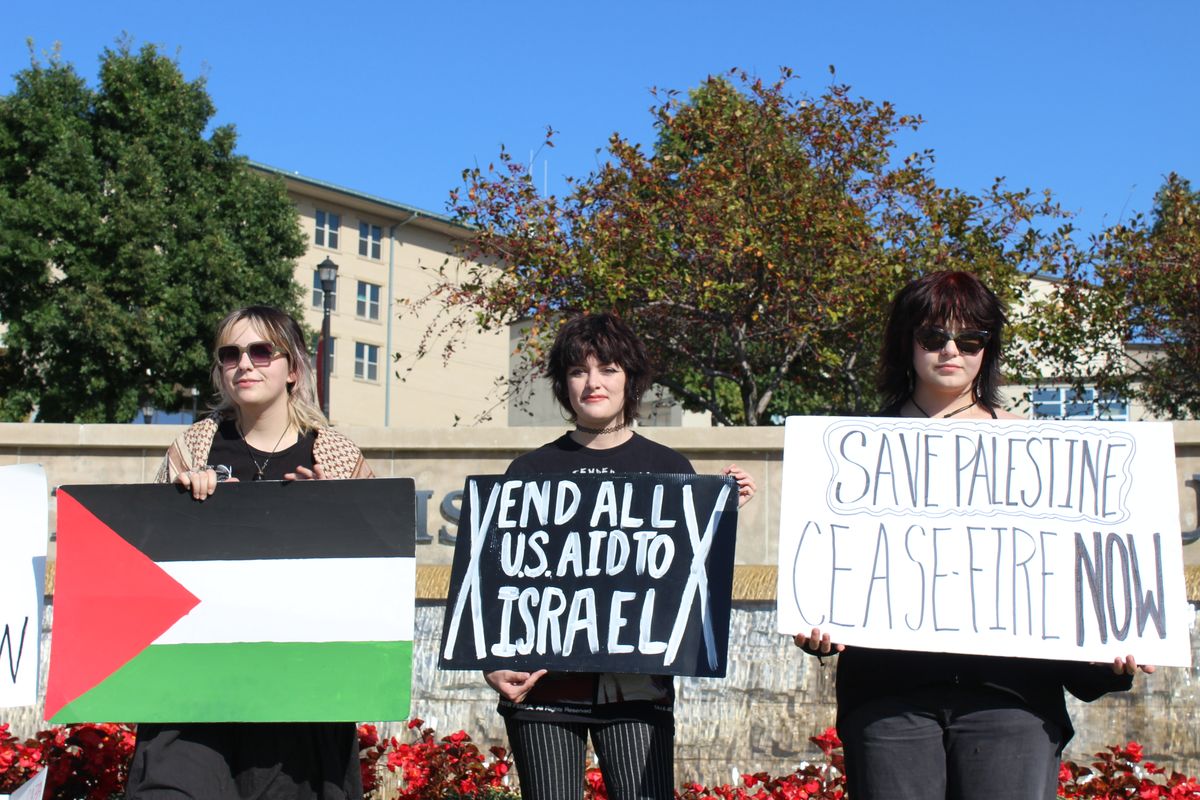 SEMO students protest to bring awareness to the war in Gaza