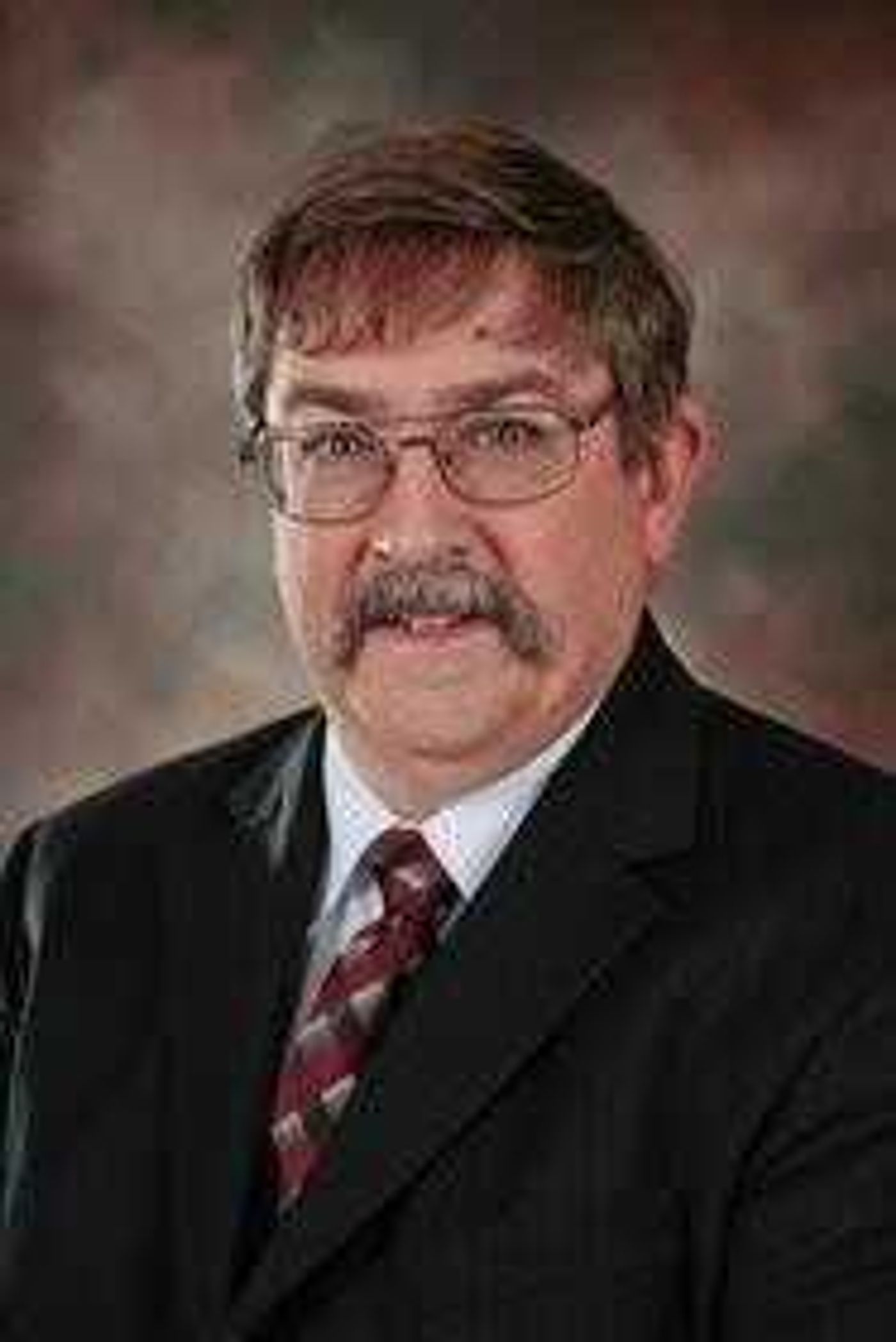 Dr. Bill Eddleman to retire as provost in June