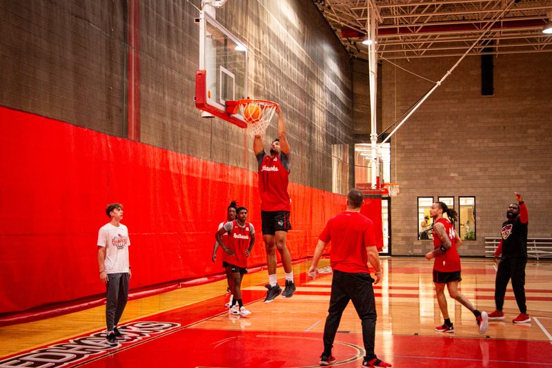 SEMO men’s basketball preview: regular-season reigning champ...