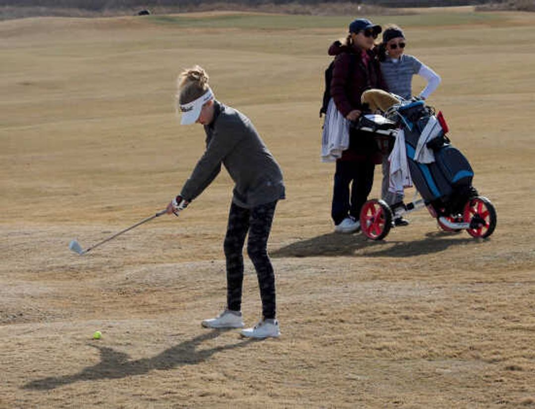 Nevada's Cameron hits the links in North Texas
