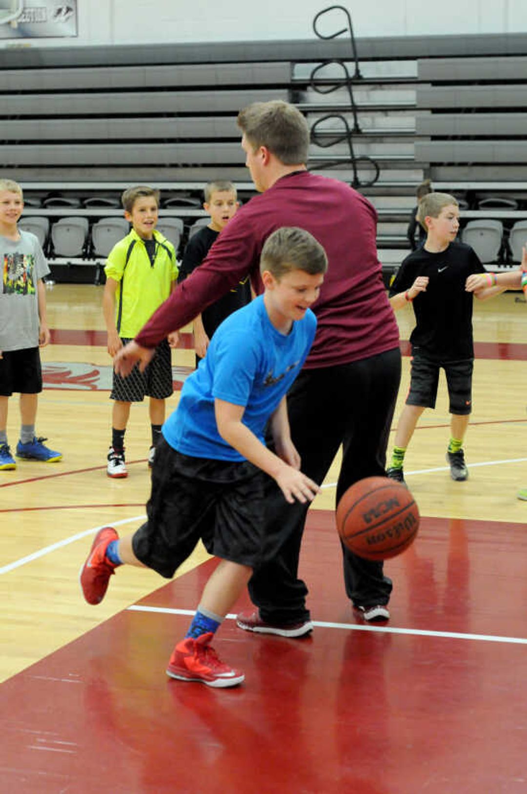 Nevada High School holds youth basketball clinics