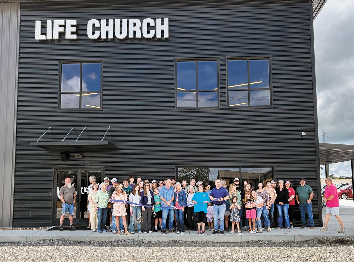 Life Church Nevada Celebrates Ribbon Cutting for New Worship...