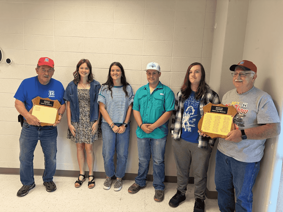 54 Cruisers Car Club Awards $2,000 Scholarships to Five Area...