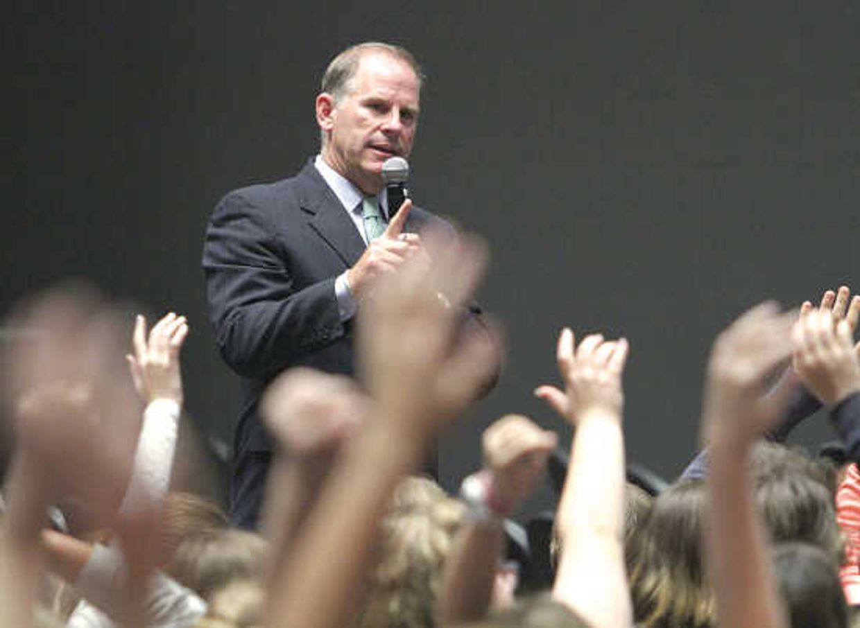 UM System President works to dispel 'negative' higher education percep...