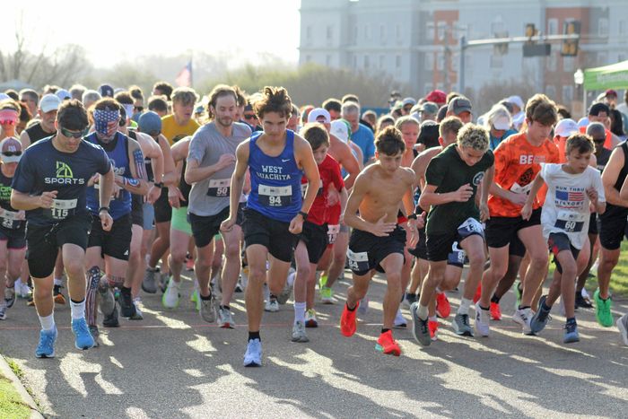 Kelley, Roma and Foster repeat as Run Thru History champs