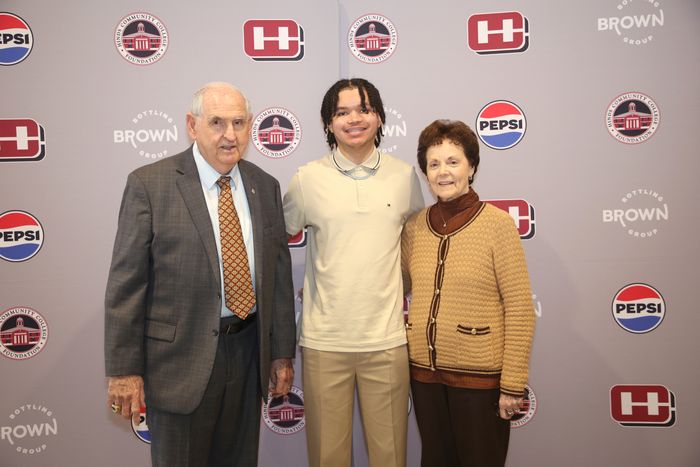 Hinds CC honors Foundation scholarship recipients on Vicksburg Campus