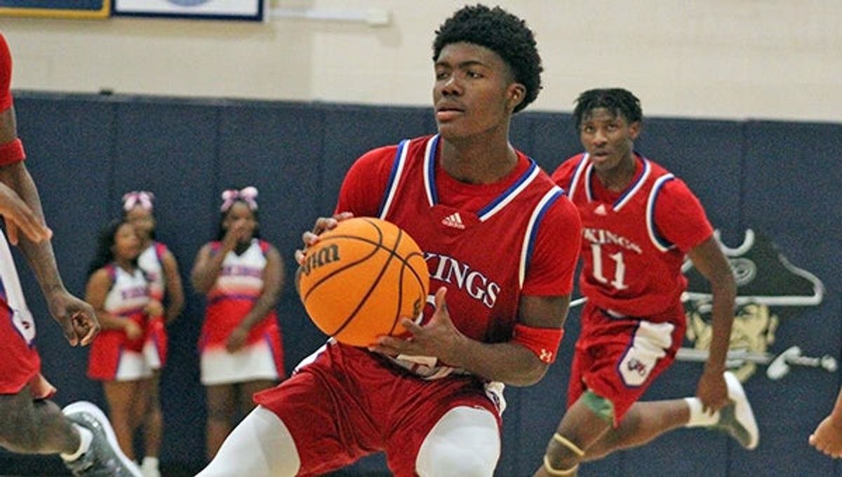 Warren Central basketball teammates Harris, Winters and Caples all sig...