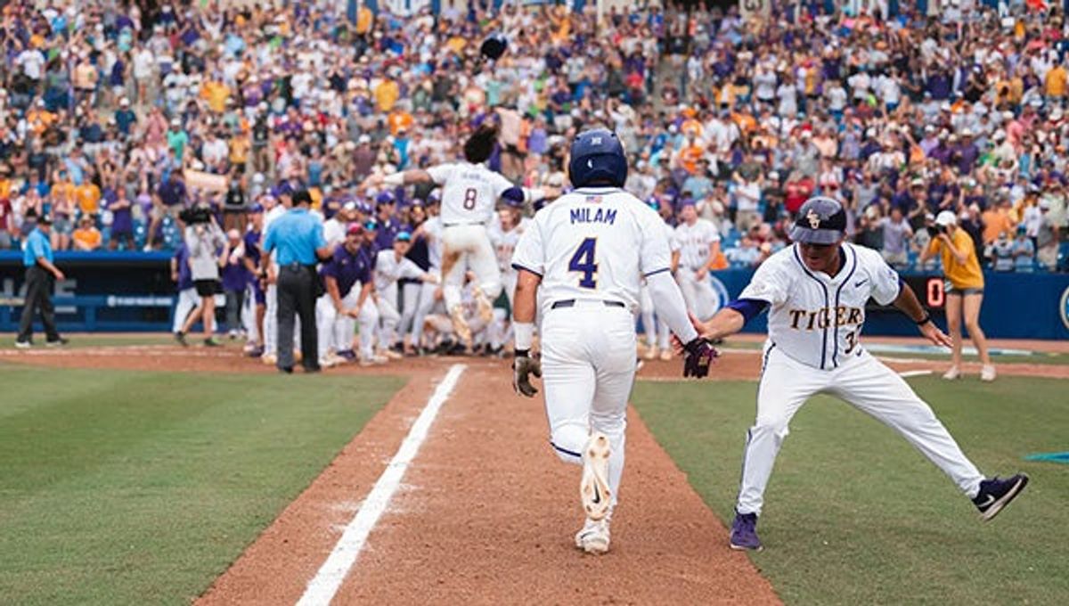 LSU walks off South Carolina in wild, strange SEC Tournament semifinal