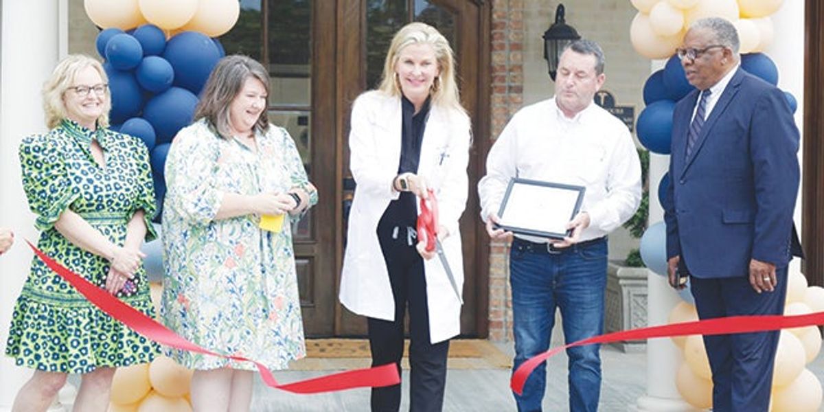 Ribbon cutting: River City Skin and Aesthetics