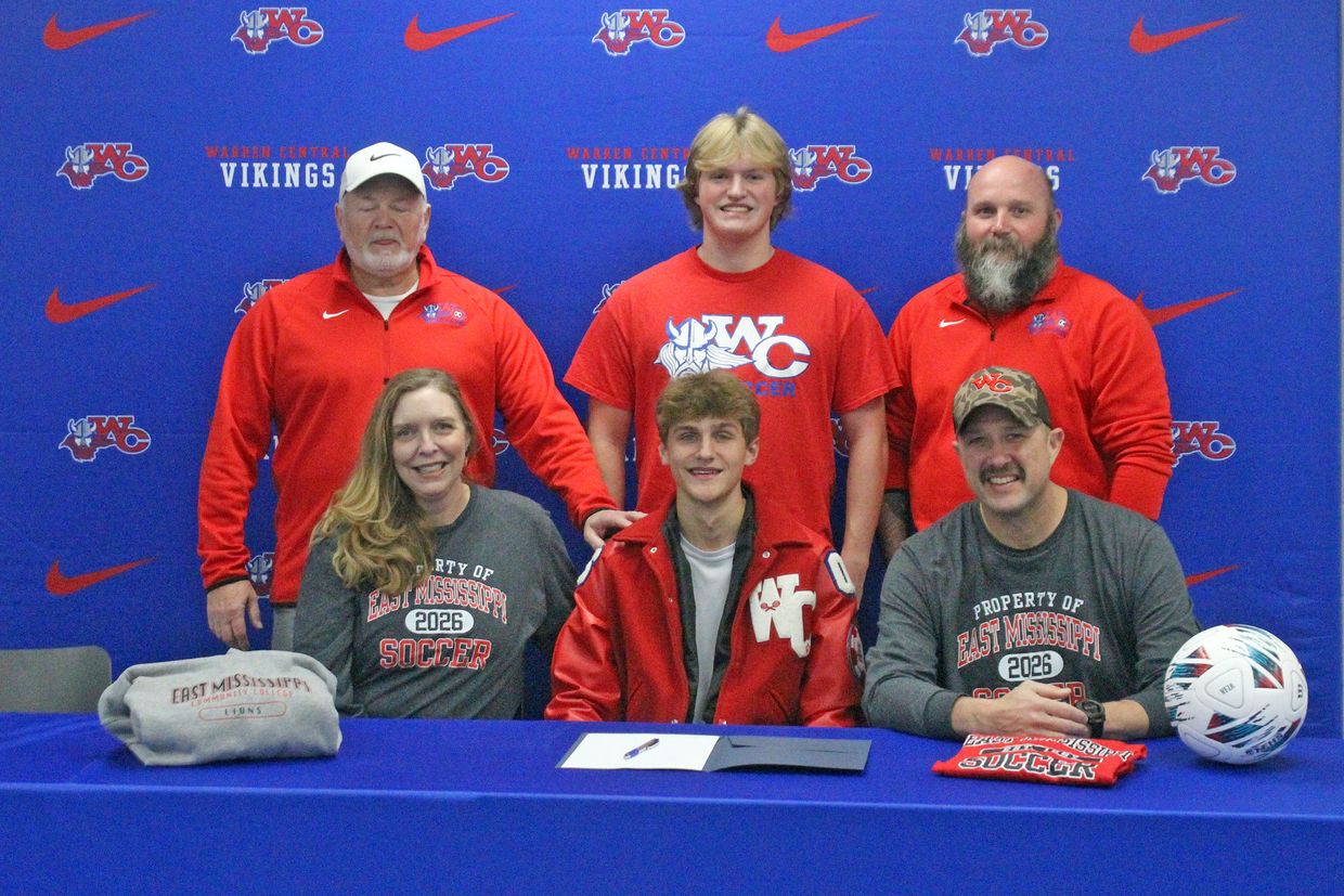 Warren Central's Luke Bond signs with East Mississippi socce...