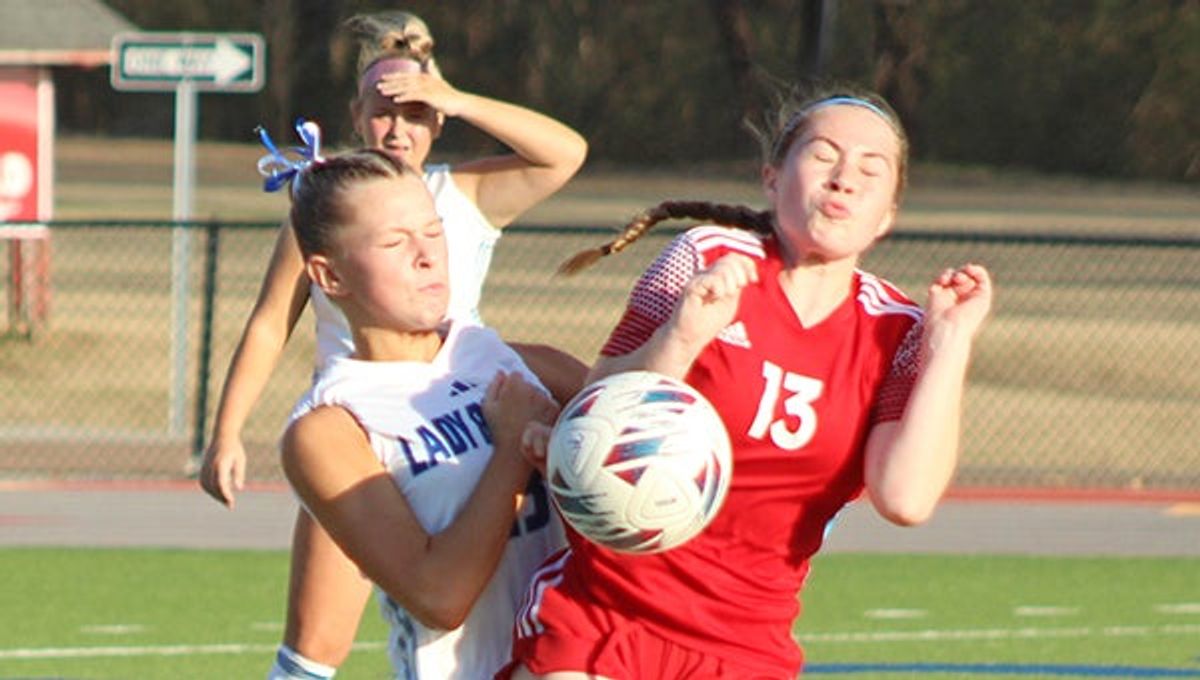 Lady Vikes wipe out Neshoba Central to reach Class 6A semifi...