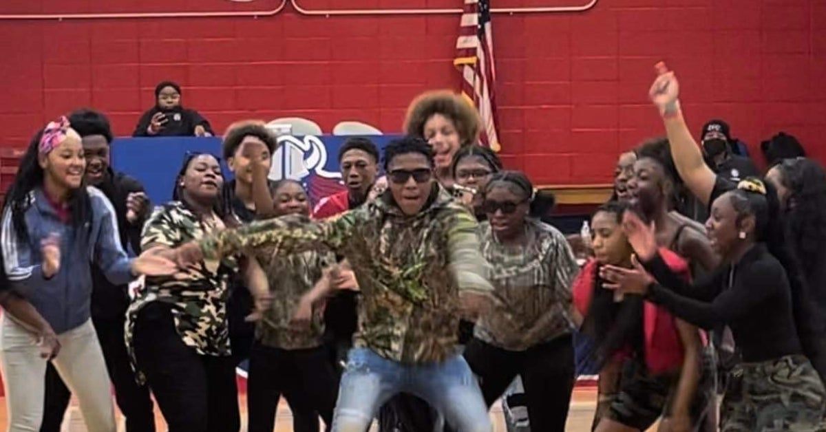 MAAP Week: Warren Central Junior High holds testing pep rally