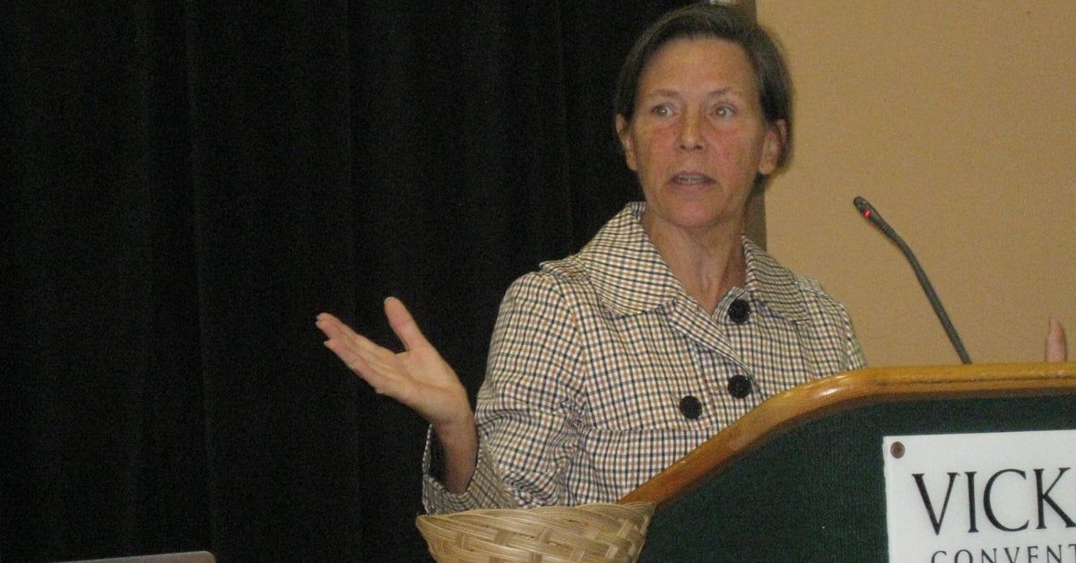 Barfield discusses growth, passion for community at monthly chamber lu...