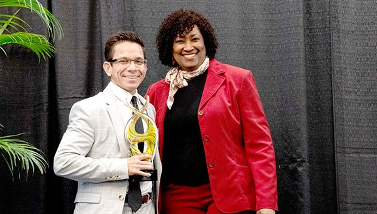 Diaz receives award from Mississippi Development Authority