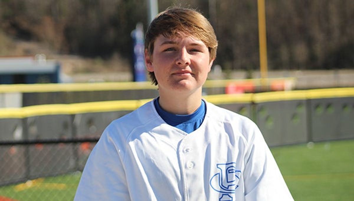 Yocum shoots 63 to take first-round lead in Warren County Championship