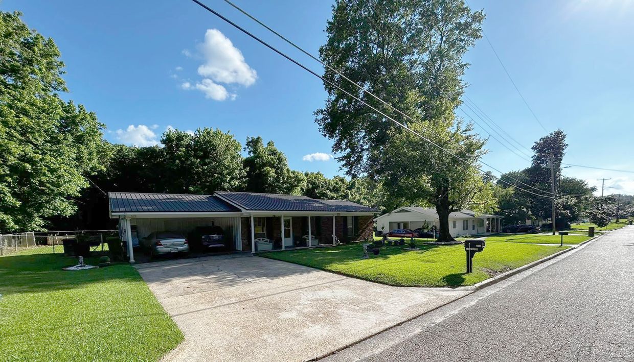 First Avenue home earns Ward 1 honor