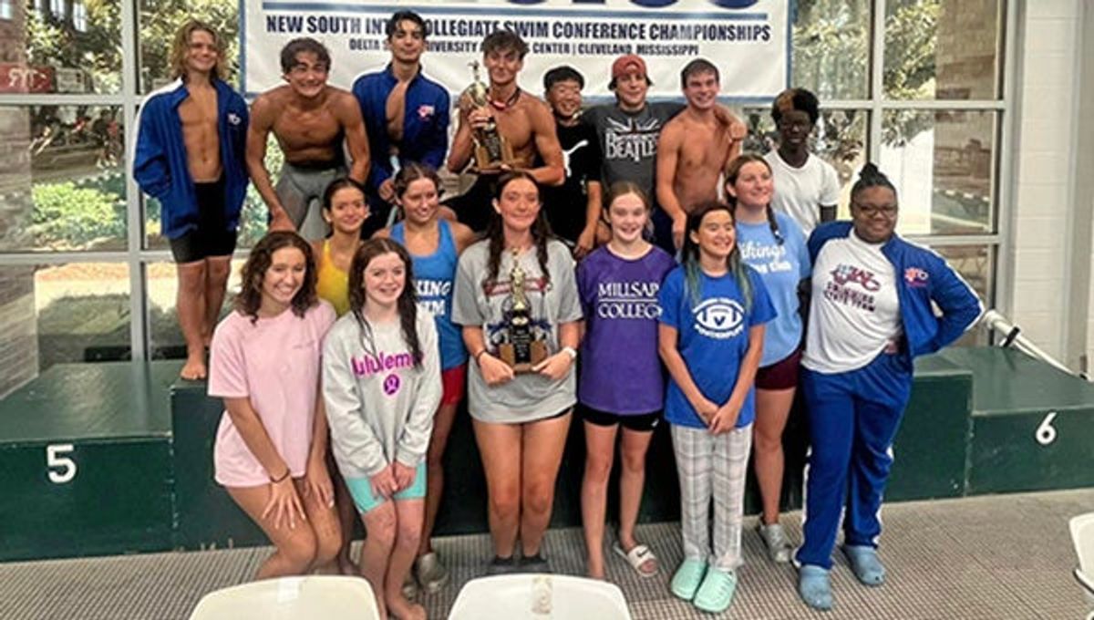 Warren Central sweeps team titles at MHSAA North Half Swimming Champio...